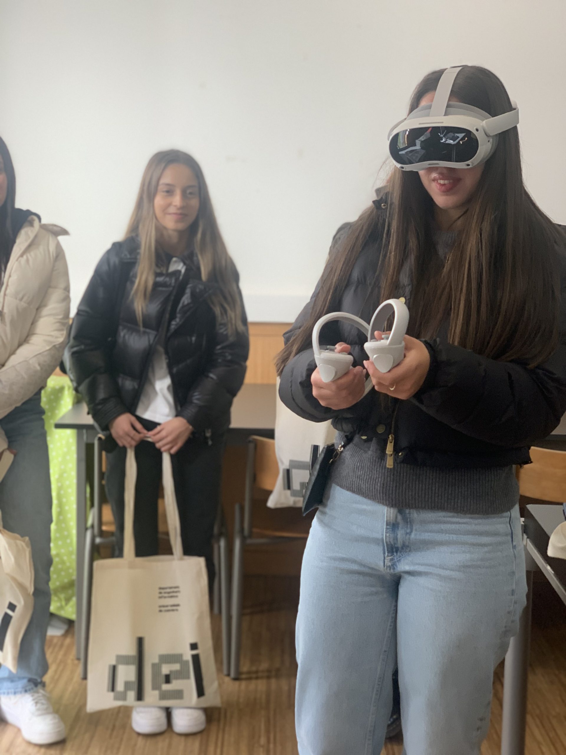 Students’ visit from Externato Senhora do Carmo – VRLab